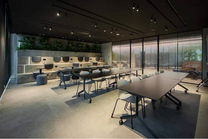 Coworking Space & Private Office in Al Quoz | Axeed Space – Q East